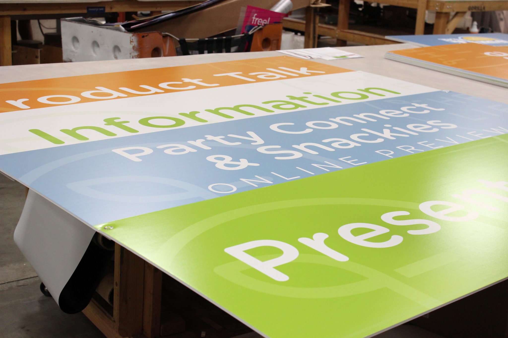 Wide Format Signage that Thrives - Alexander's