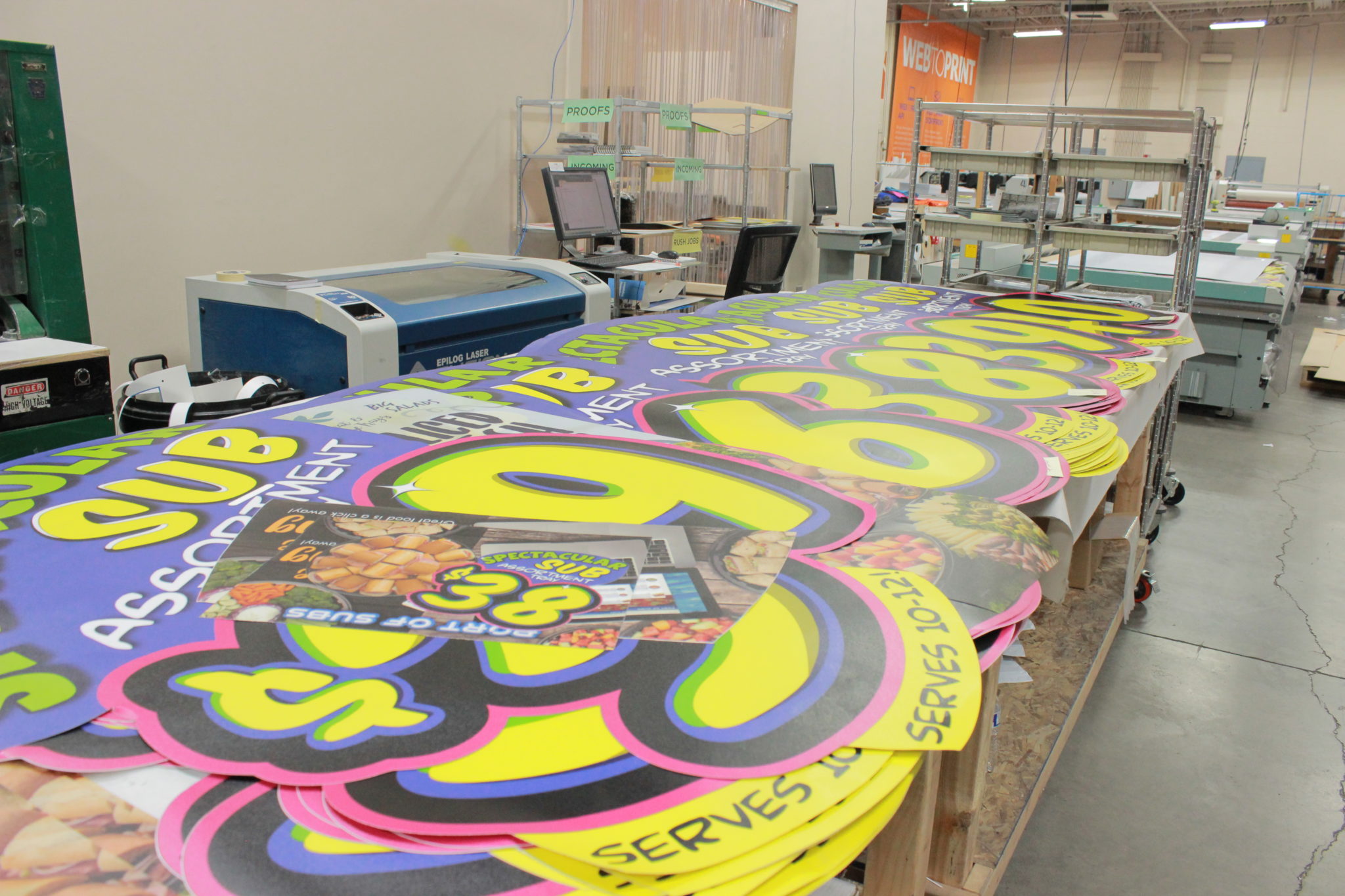Uses For Large Format Signage | Alexander's Print Advantage